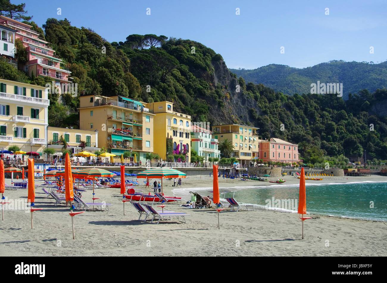 Monterosso al mare cinque terre stadt hi-res stock photography and ...