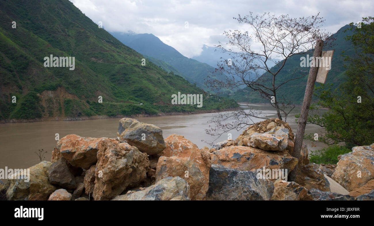 Jinsha river hi-res stock photography and images - Alamy