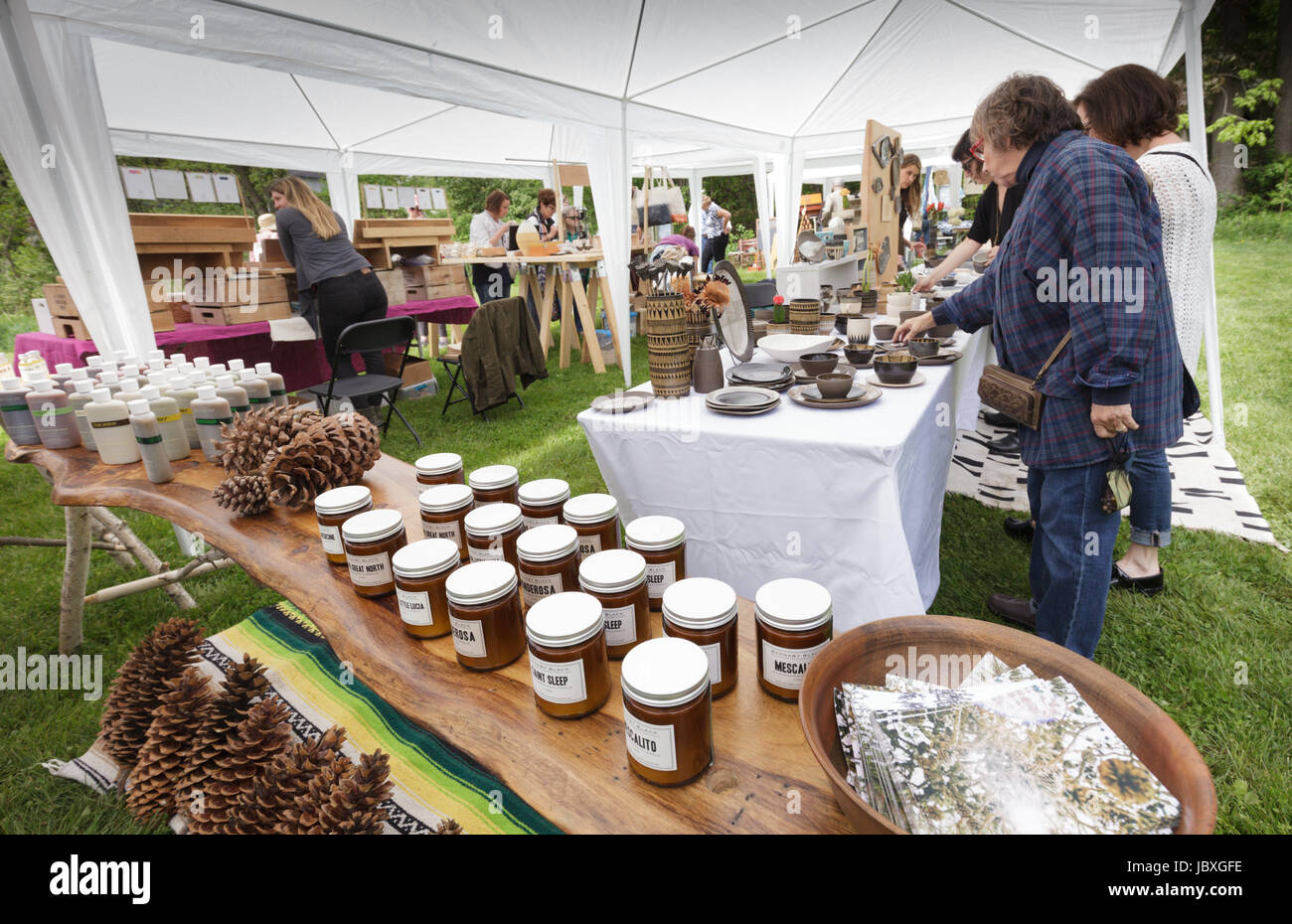 Hand made hi-res stock photography and images - Alamy