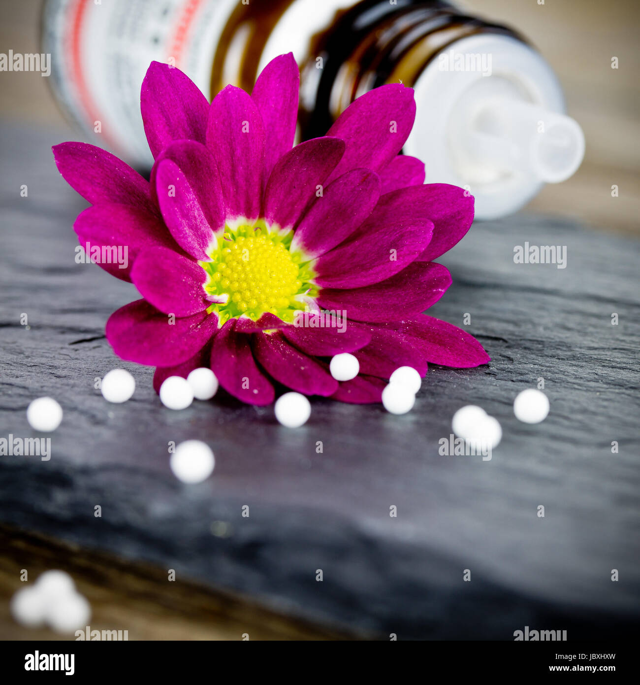 Medicin arnica hi-res stock photography and images - Alamy