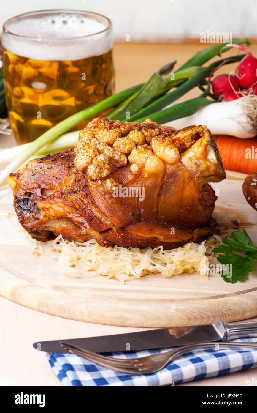 Bayerische schweinshaxe hi-res stock photography and images - Alamy