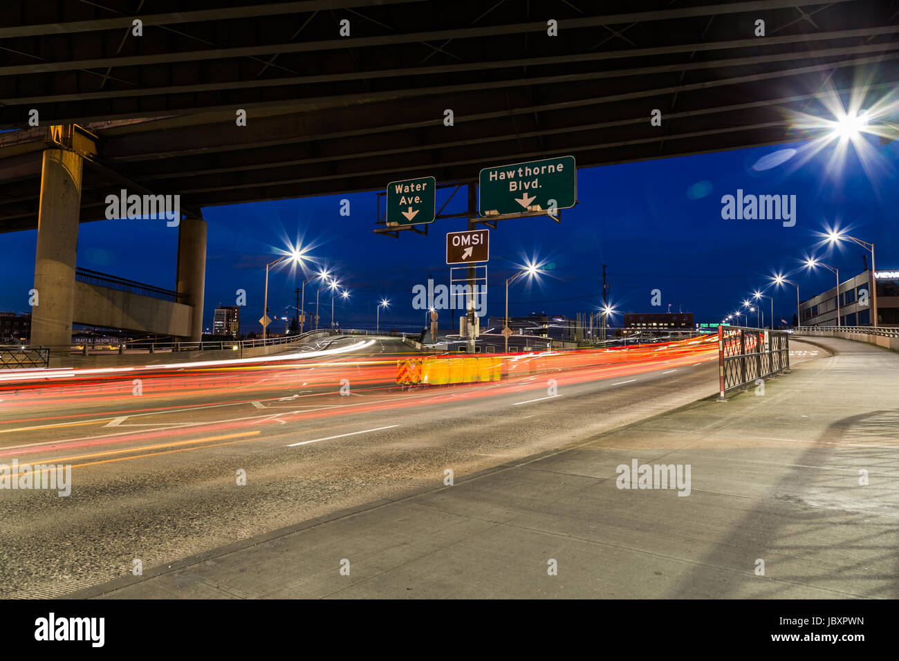 Oregon Traffic Lights High Resolution Stock Photography and Images - Alamy