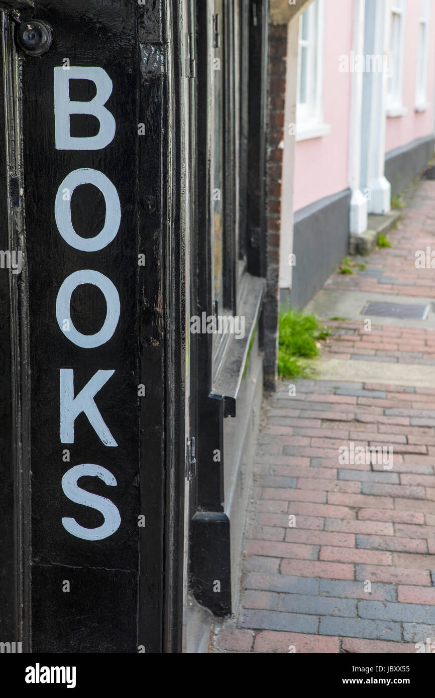 A Books sign at a traditional bookshop Stock Photo - Alamy
