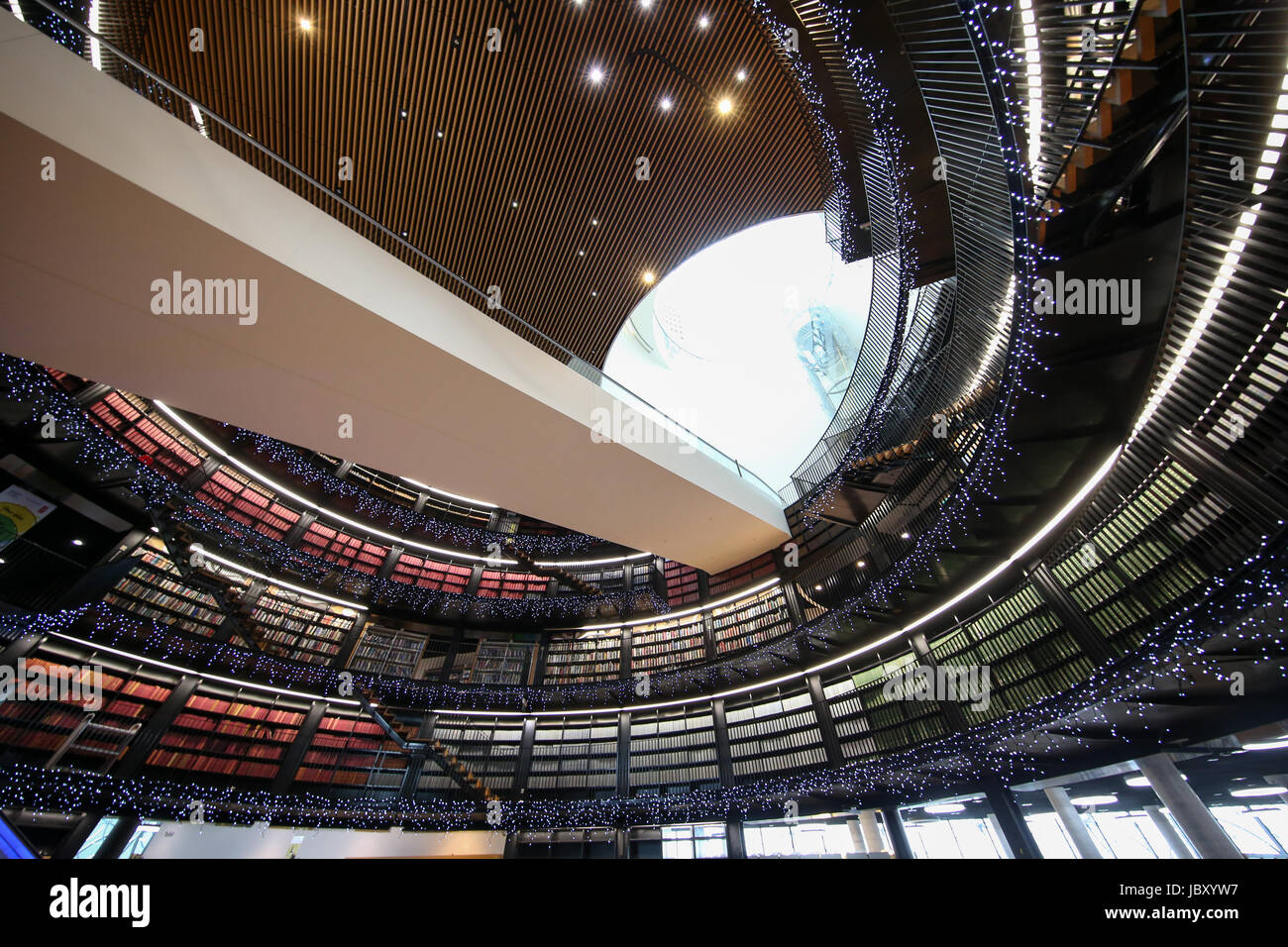 Birmingham Reference Library High Resolution Stock Photography and ...