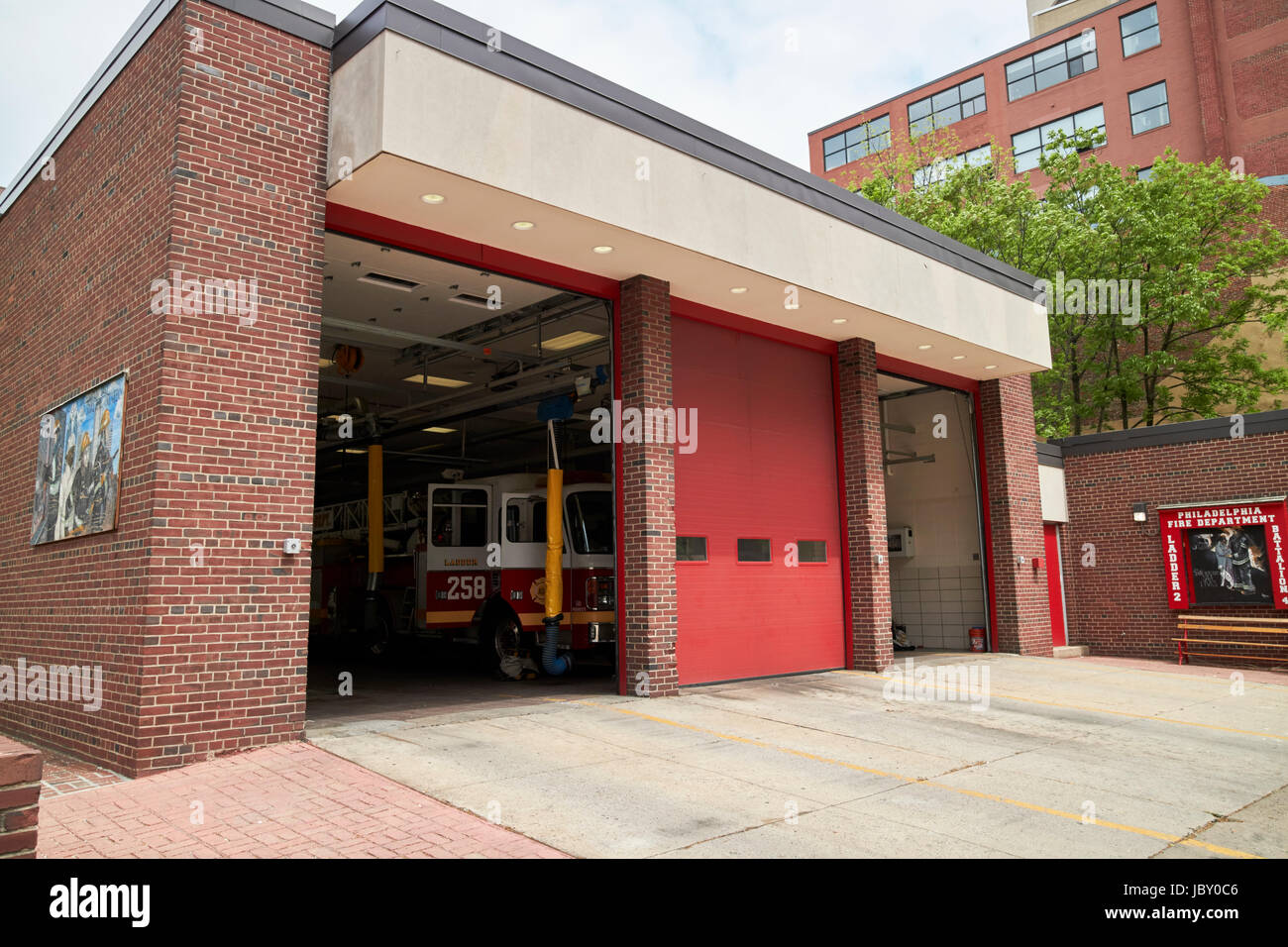Philadelphia fire dept hi-res stock photography and images - Alamy