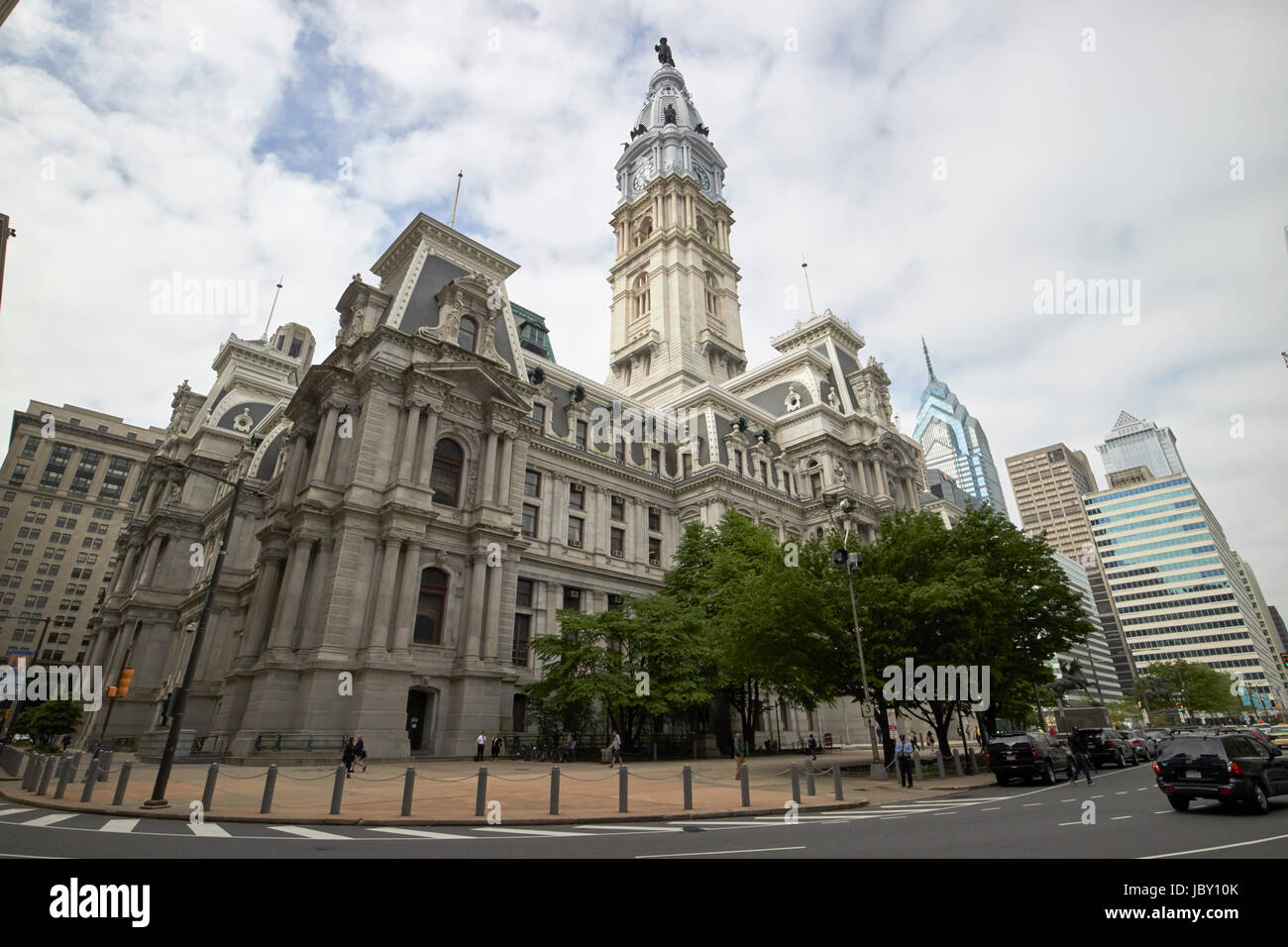 Philly city hall hi-res stock photography and images - Alamy