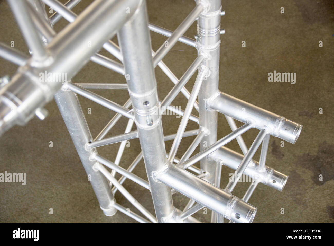Aluminum scaffold construction Stock Photo - Alamy