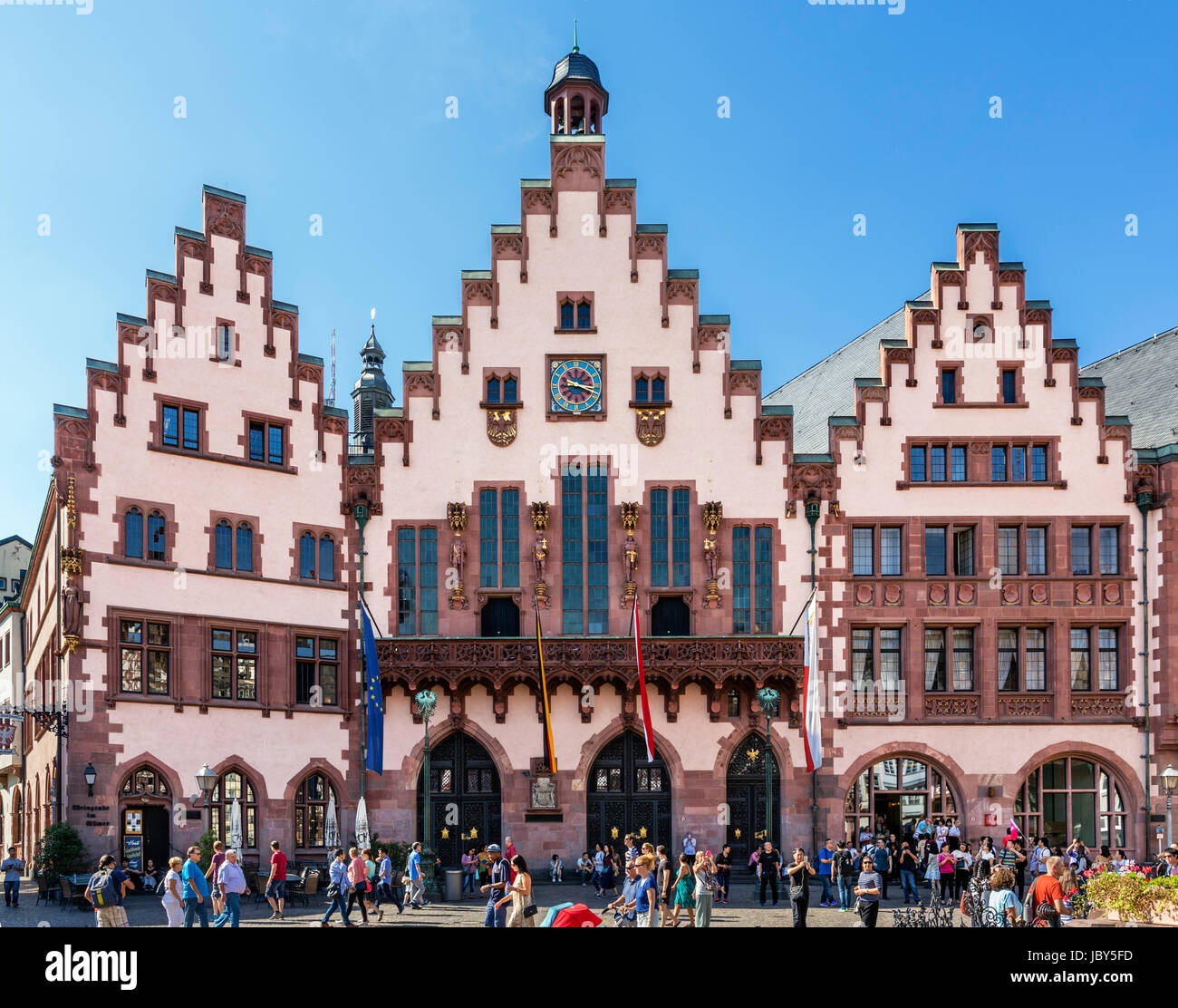 The City Hall (Römer) on the Römerberg, Frankfurt, Germany Stock Photo ...