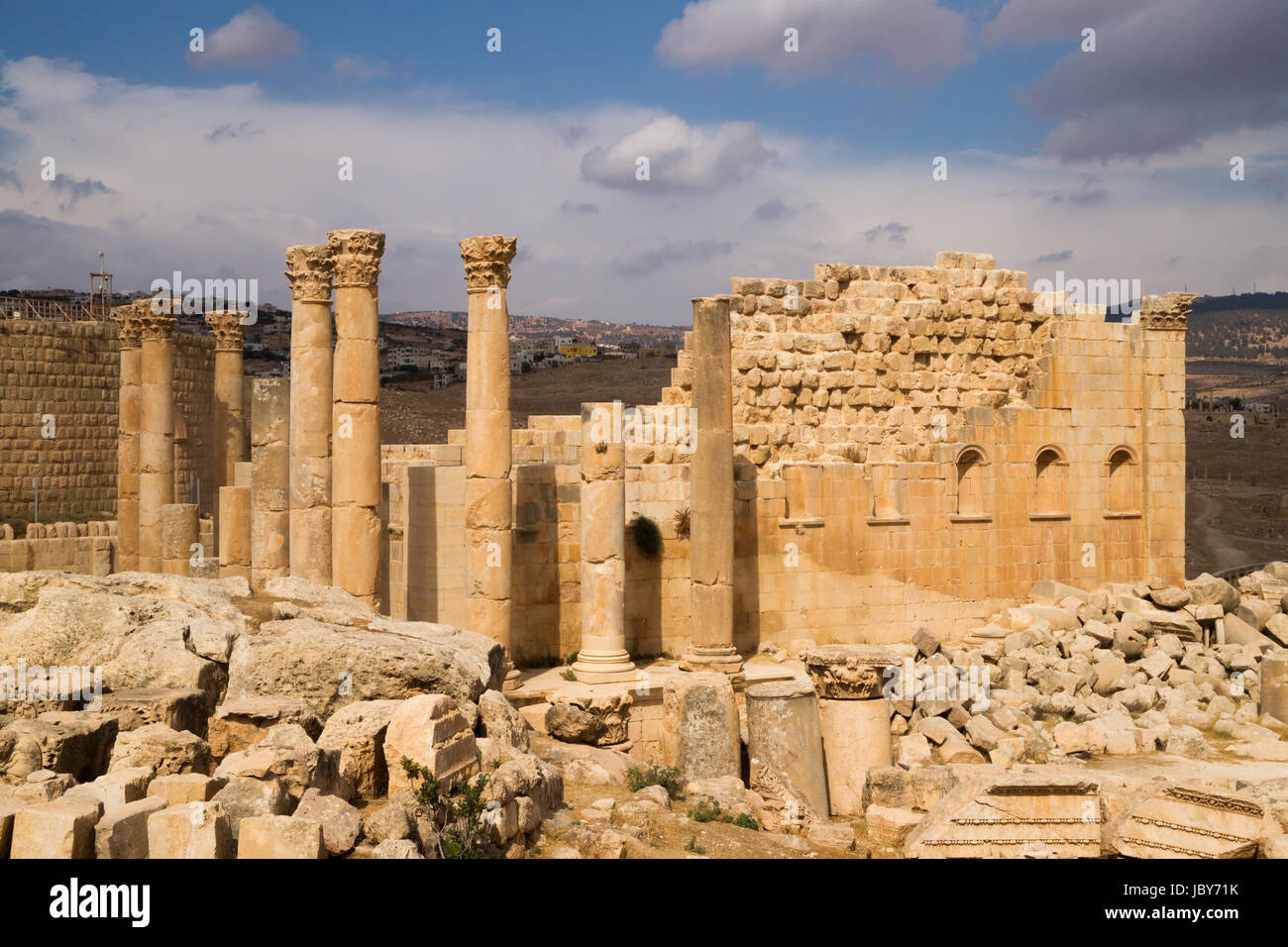 Ruins of the antique roman town Gerasa or Jerash in todays Jordan Stock ...