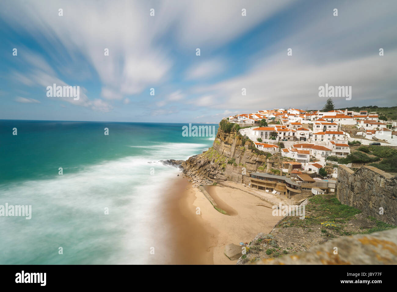 Cliffside village hi-res stock photography and images - Alamy