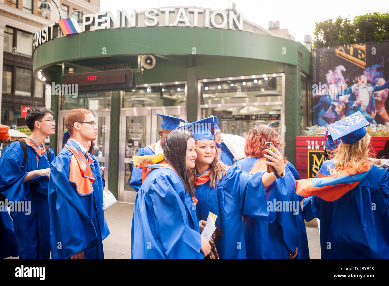 Borough of manhattan community college hi-res stock photography and ...
