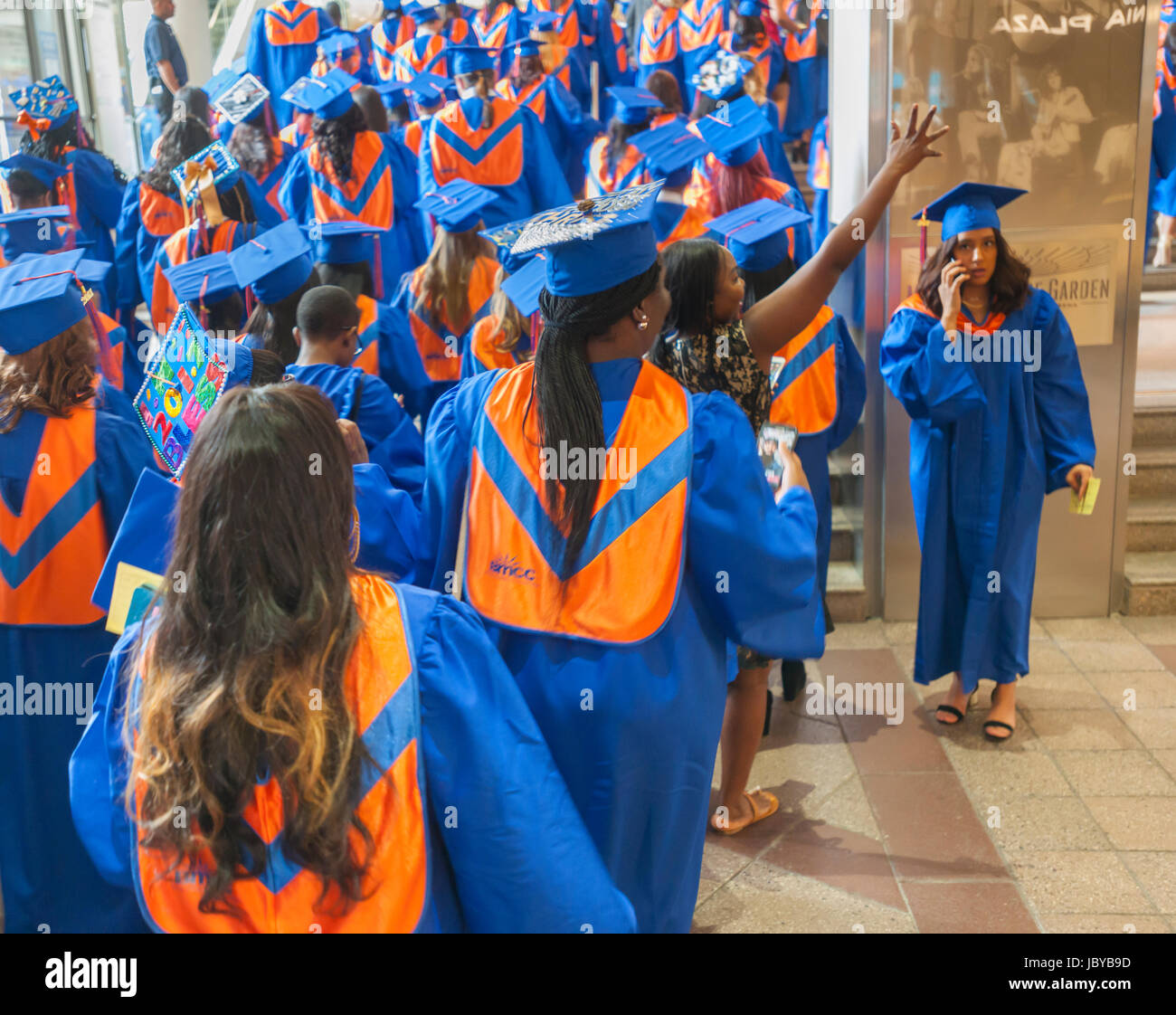 Community college degree new york hi-res stock photography and images ...