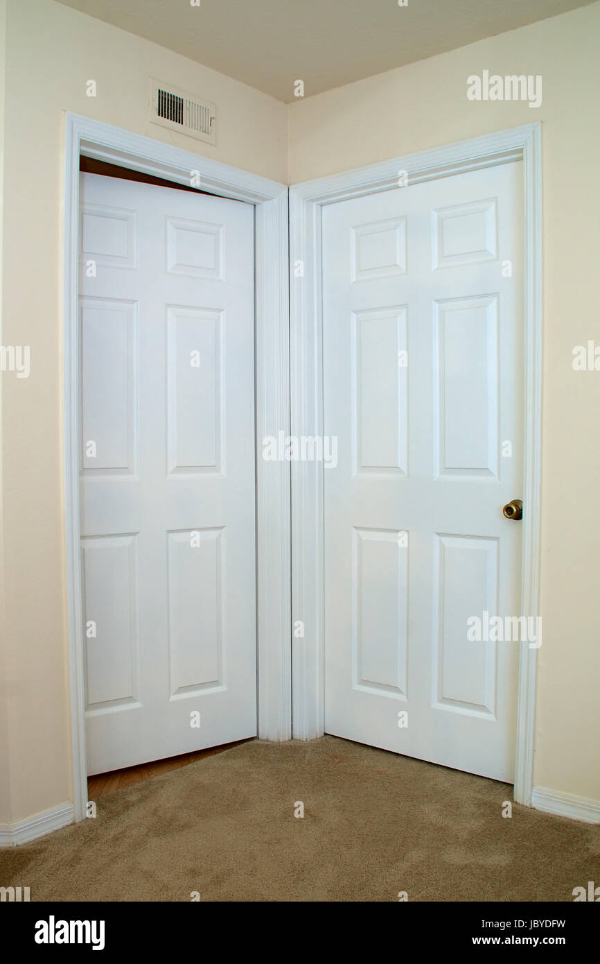 Slightly ajar doors hi-res stock photography and images - Alamy