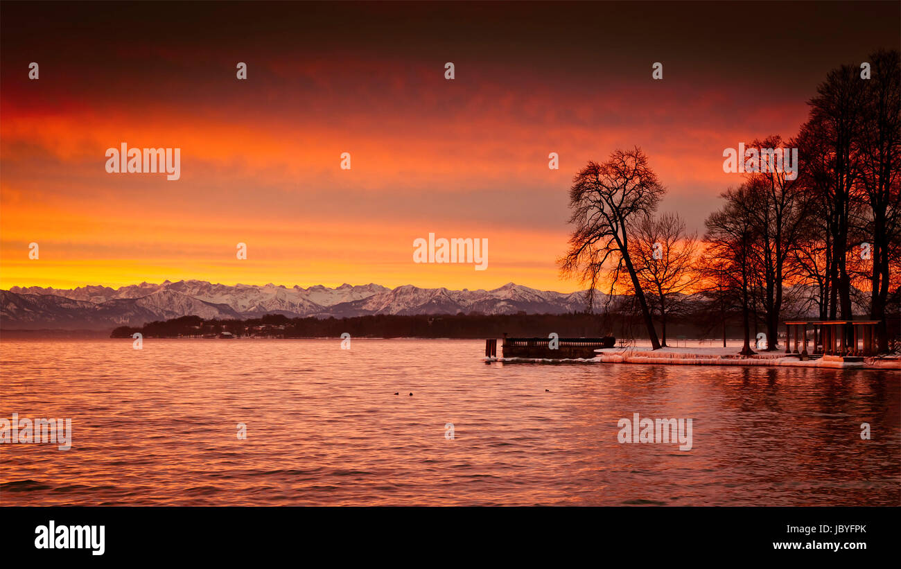 An image of a beautiful sunrise at Starnberg lake Stock Photo - Alamy