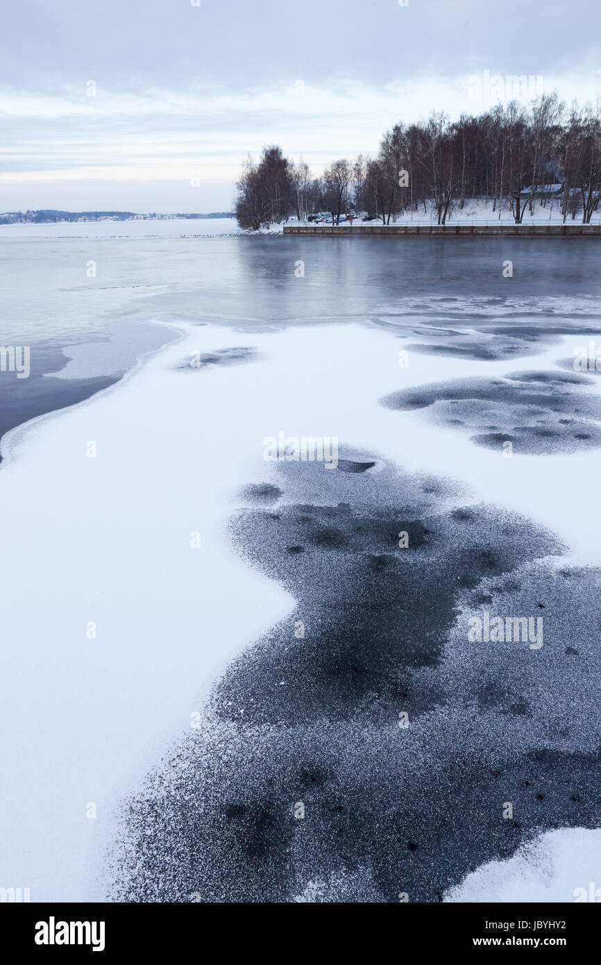 Frozen ice lake weak hi-res stock photography and images - Alamy
