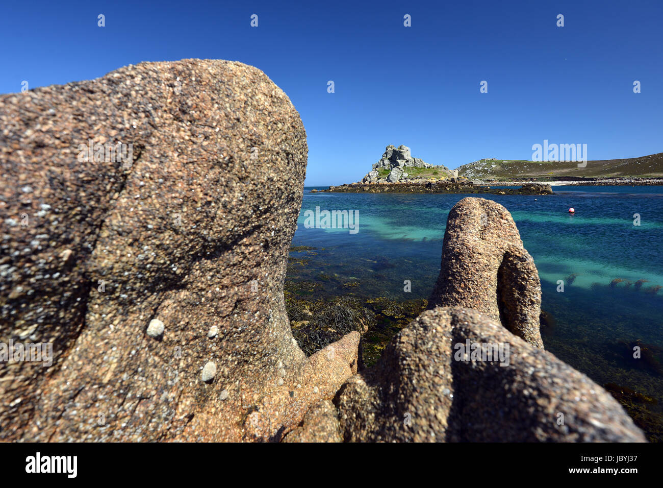 Hangman Island,Bryher, and Cromwell's Castle, Tresco, Scilly Isles ...