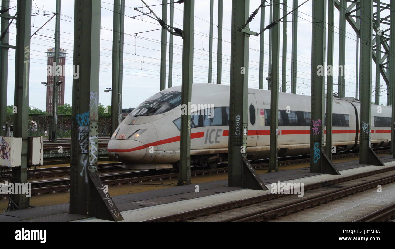 ICE train on Hohenzollern Bridge, Cologne, Germany Stock Photo - Alamy