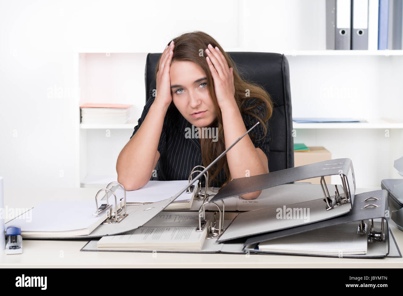 Frustrierte hi-res stock photography and images - Alamy