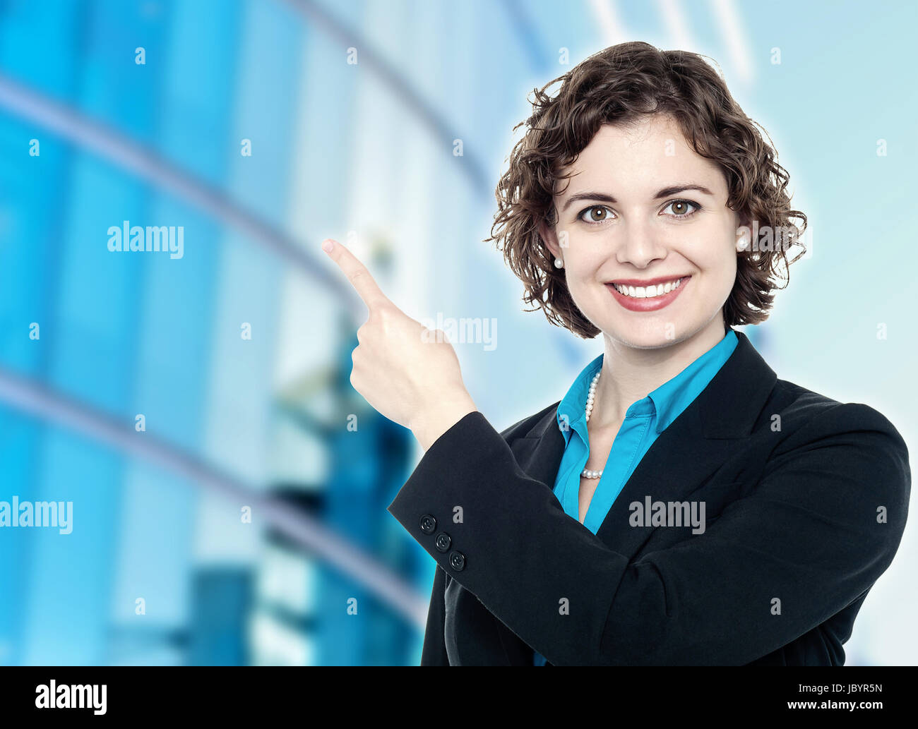Business lady pointing something hi-res stock photography and images ...