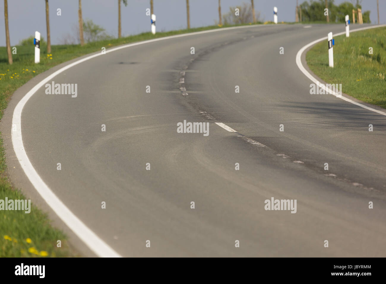 Kurve hi-res stock photography and images - Alamy