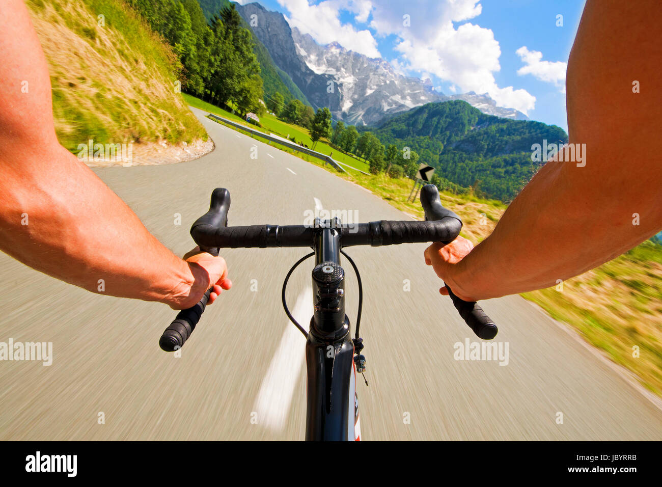 Fast descent road bike hi-res stock photography and images - Alamy