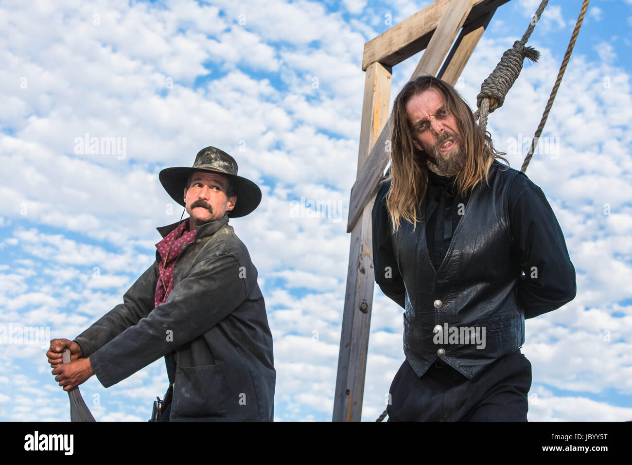 Danger execute hang hanging hi-res stock photography and images - Alamy