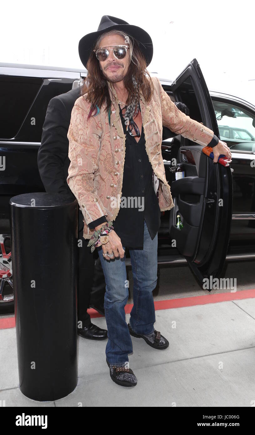 Steven Tyler departs from LAX airport with his daughter Chelsea ...