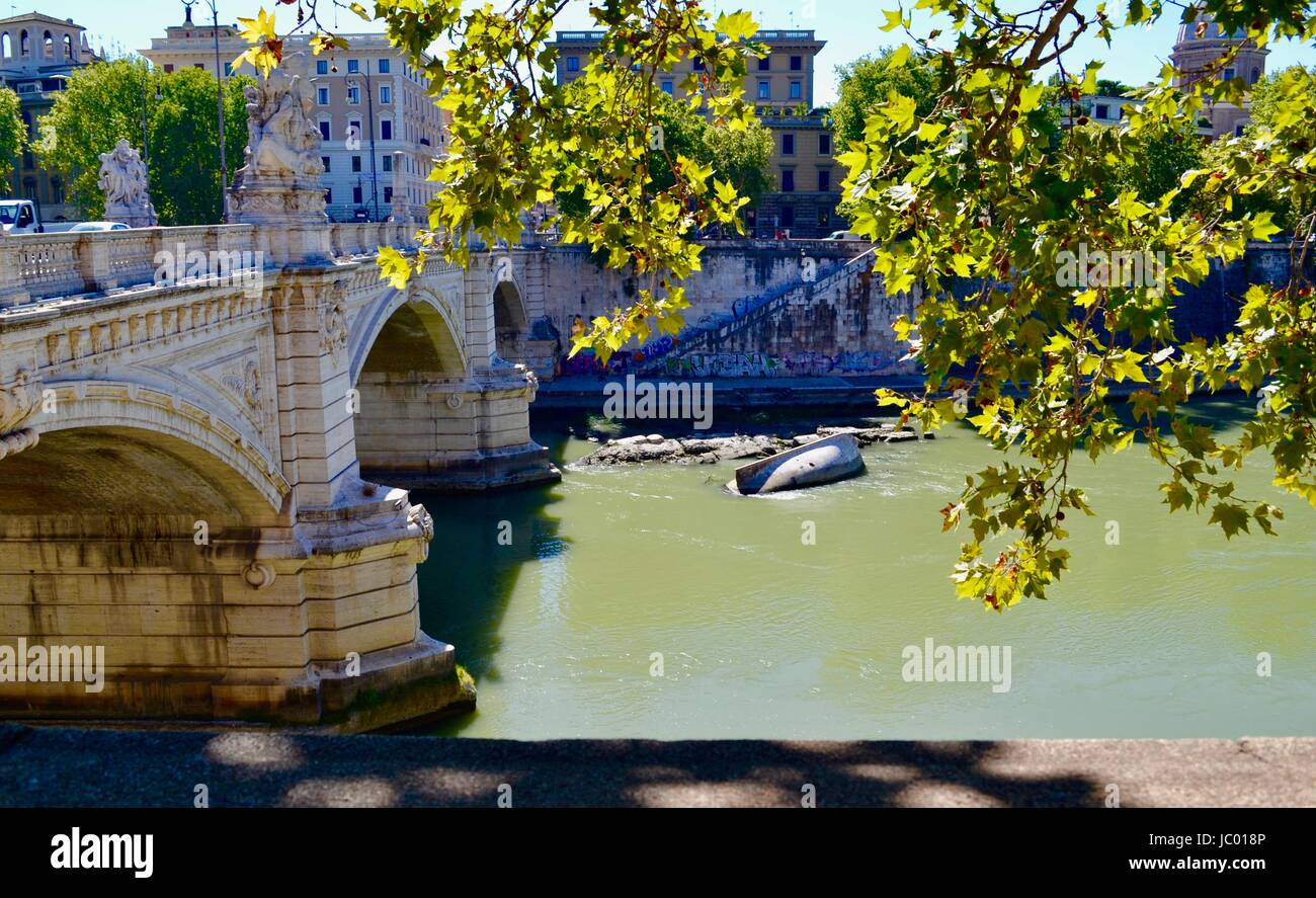 Capsized boat hi-res stock photography and images - Alamy