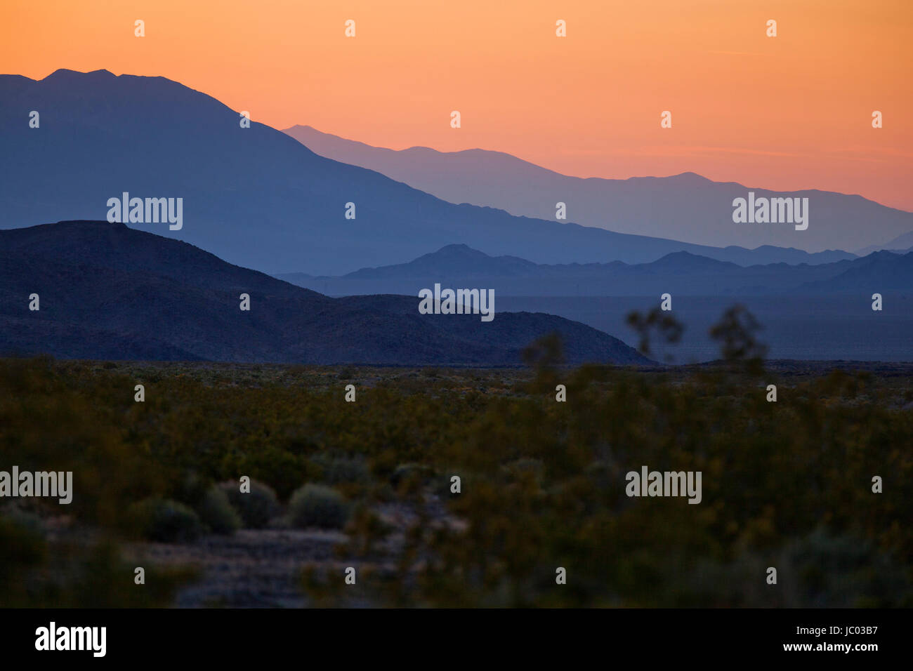 Mojave desert landscape - California USA Stock Photo - Alamy