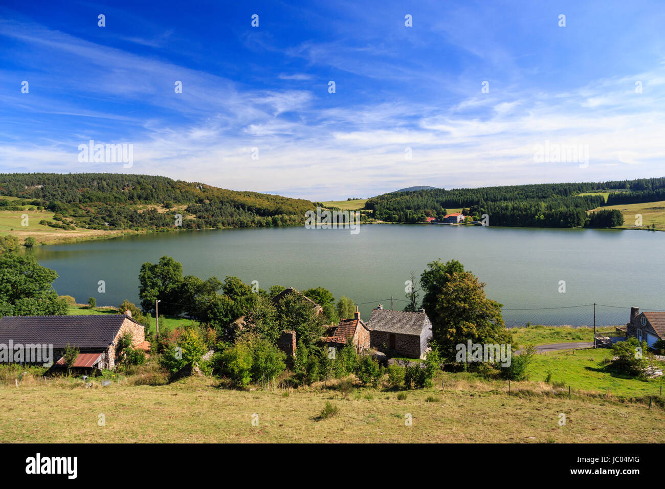 France, Haute-Loire (43), Saint-Front, lac de Saint-Front // France ...