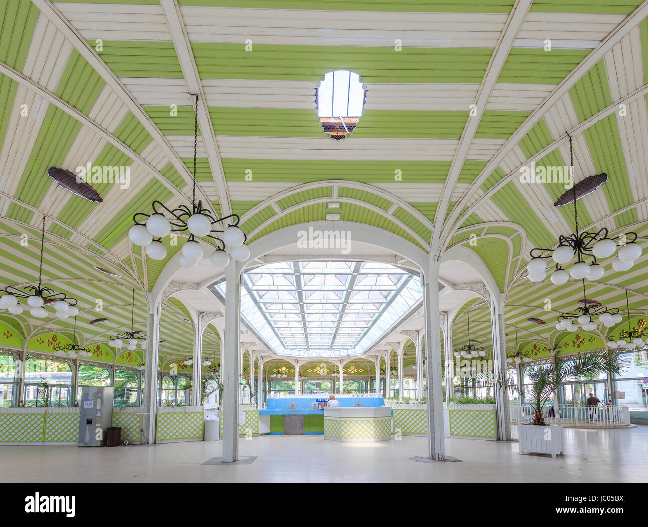 France, Allier (03), Vichy, le Hall des Sources // France, Allier ...
