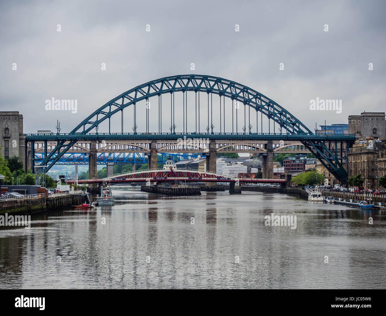 River tyne famous bridges hi-res stock photography and images - Alamy