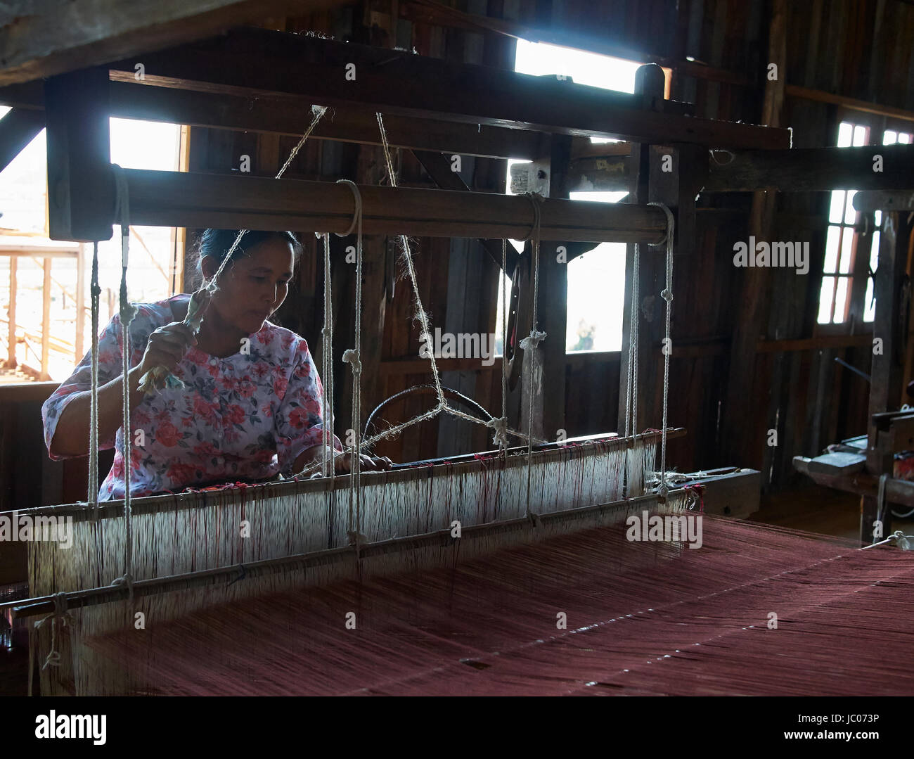 Weaving loom and inle lake and myanmar hi-res stock photography and ...