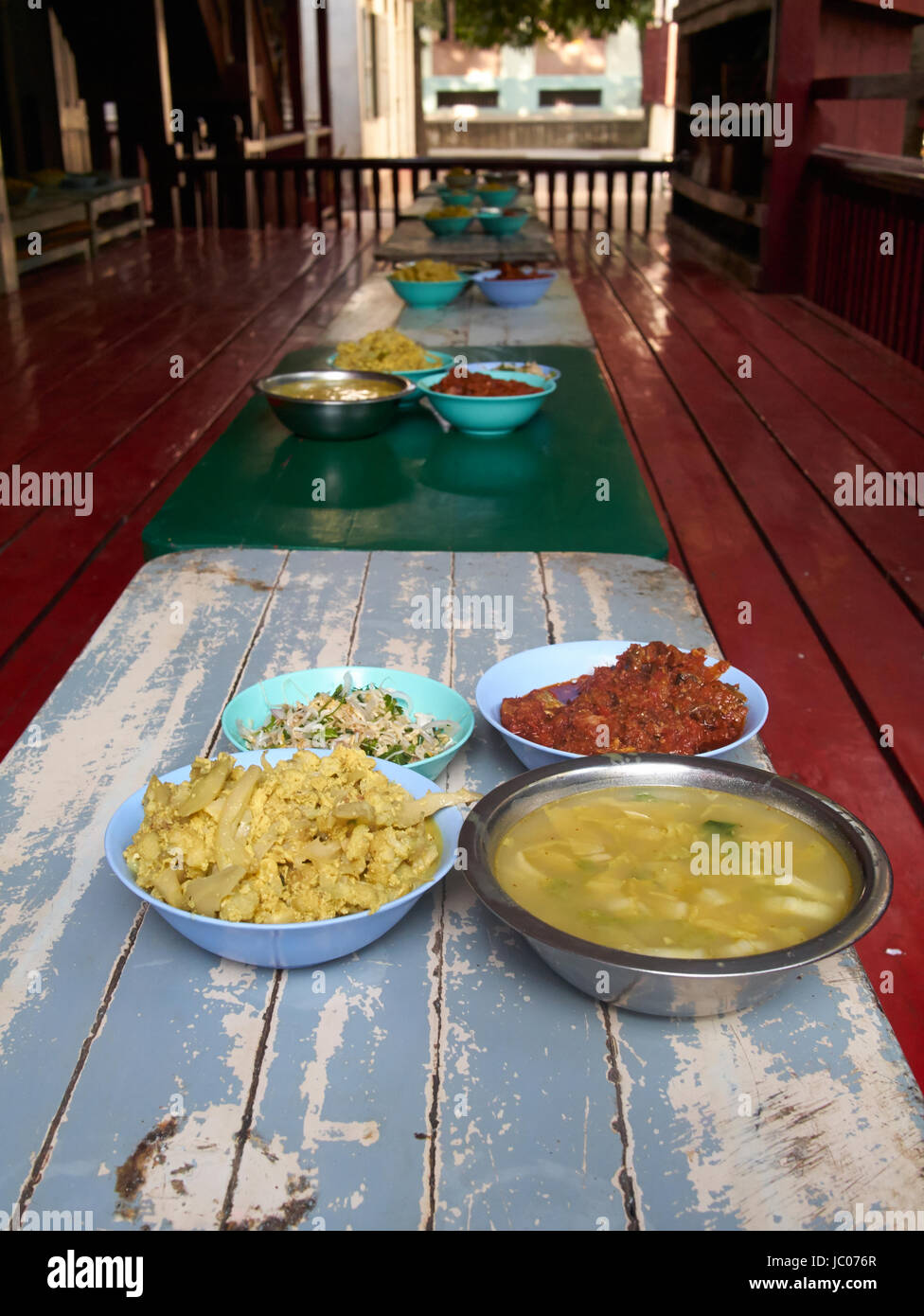 Lunch laid out ready for the monks at a monastery in Myanmar Stock ...