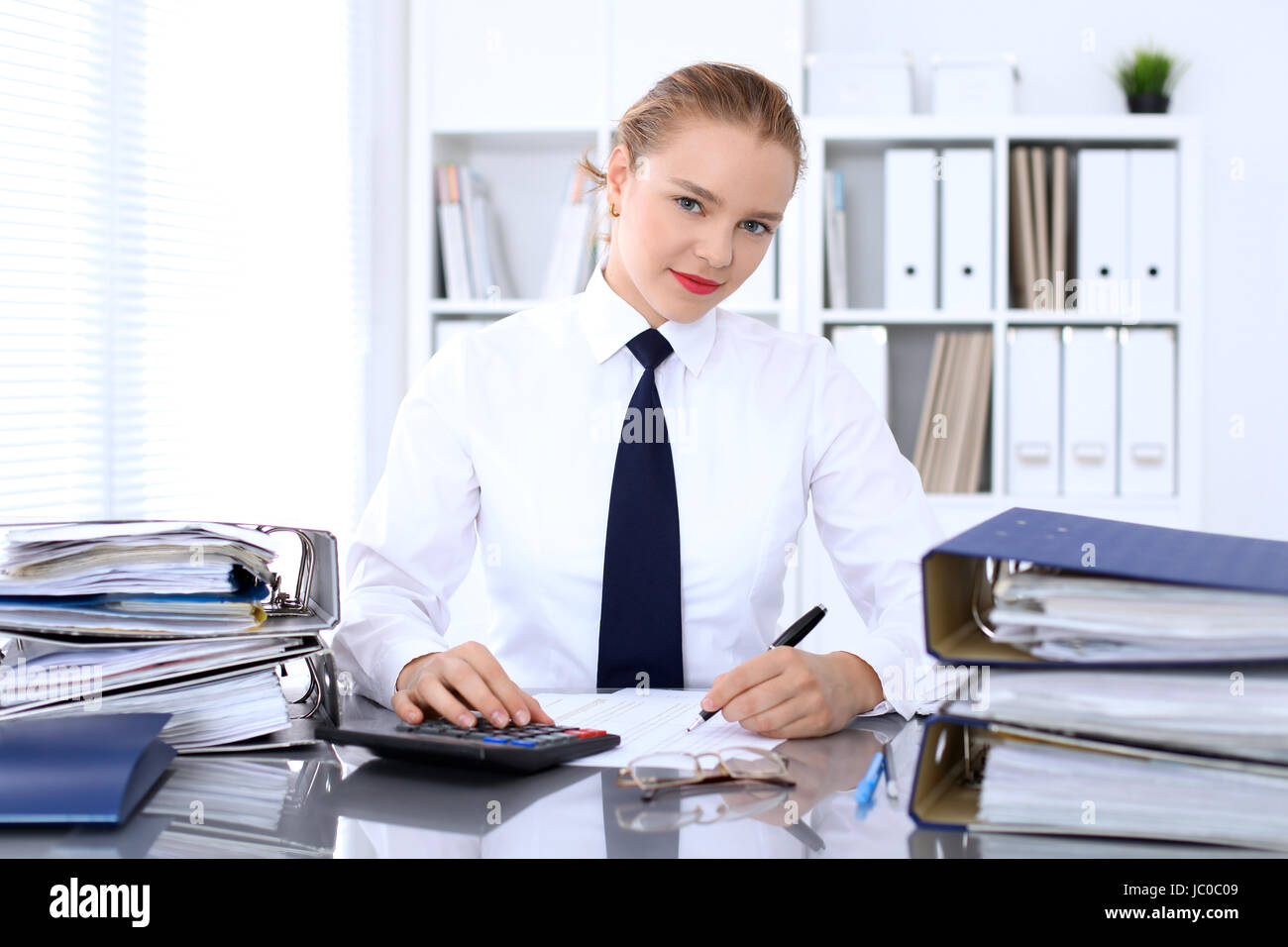 Calculating process hi-res stock photography and images - Alamy