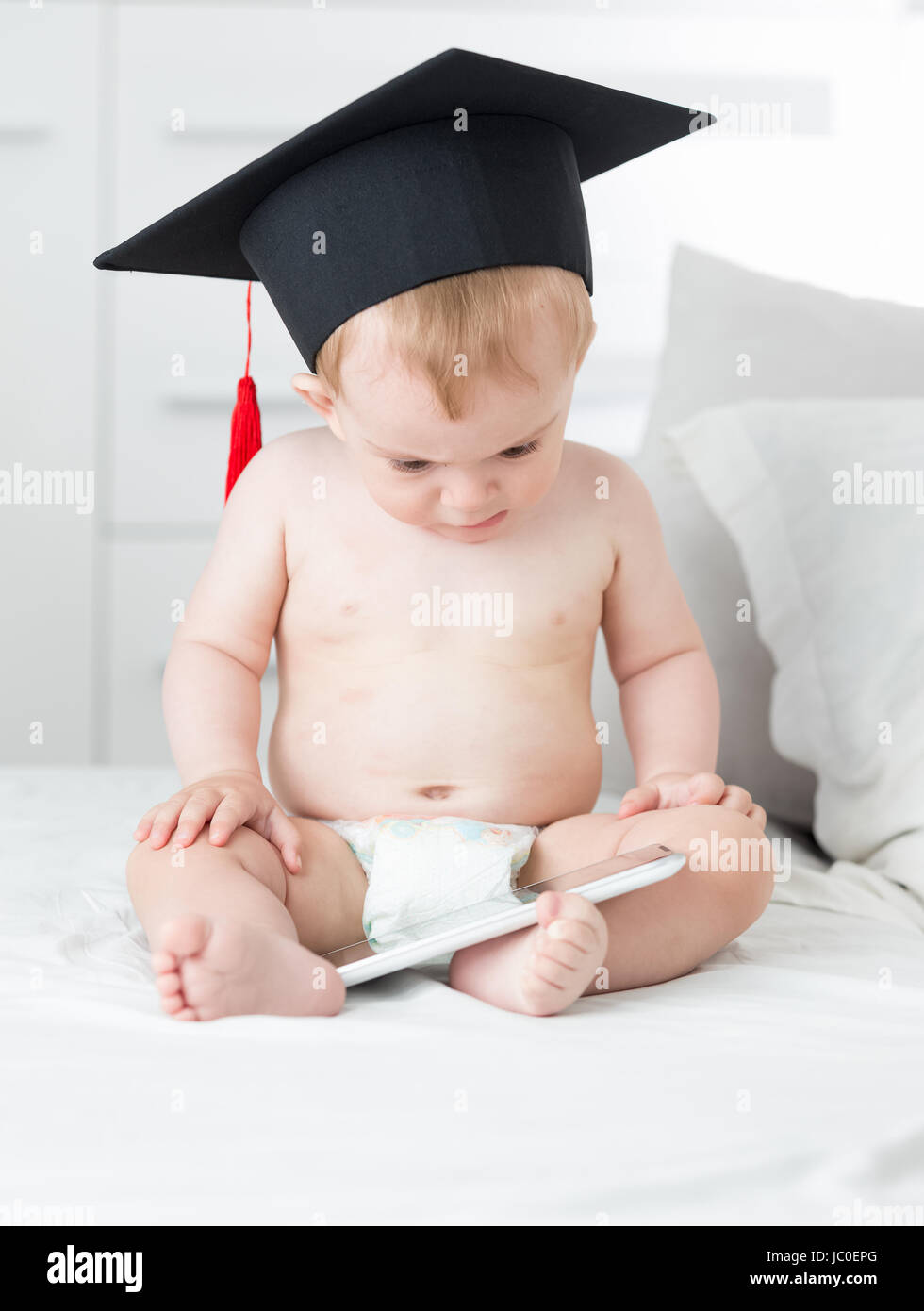 Child wearing diapers hi-res stock photography and images - Alamy