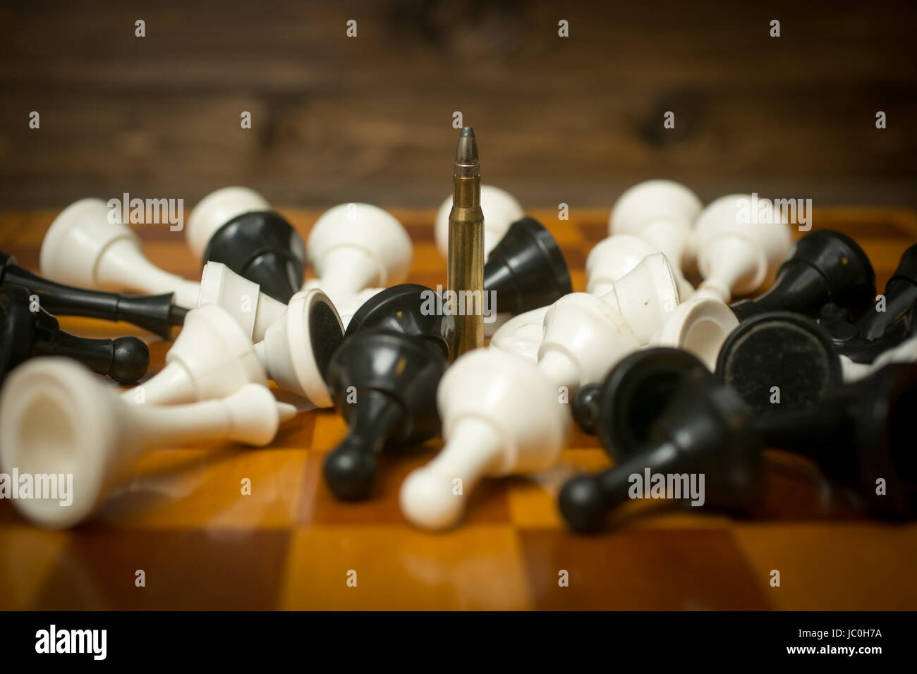 Bullet chess pieces hi-res stock photography and images - Alamy