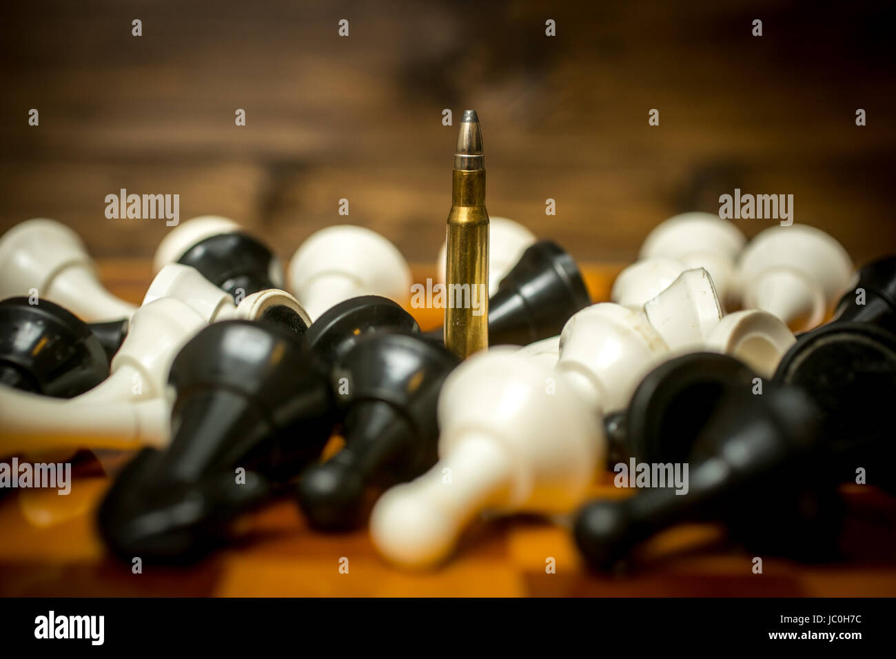Bullet chess pieces hi-res stock photography and images - Alamy