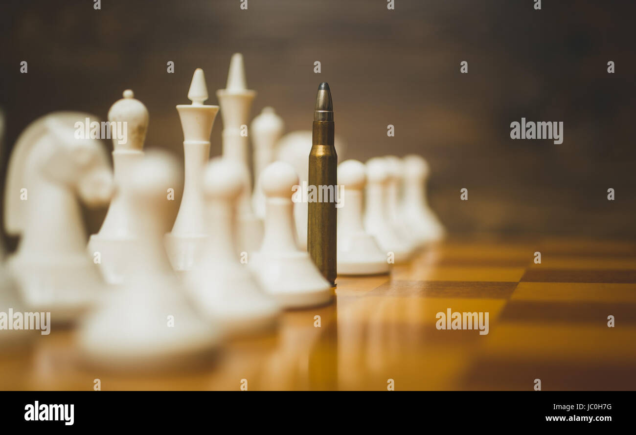 Bullet chess pieces hi-res stock photography and images - Alamy