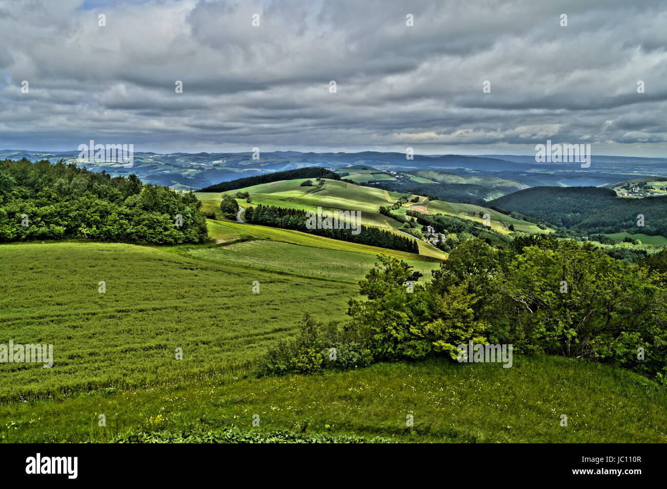 Hunchbacked world hi-res stock photography and images - Alamy