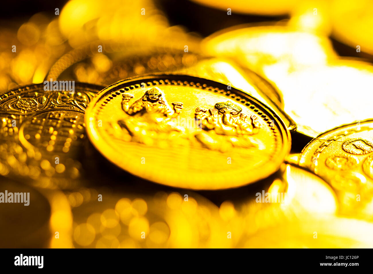 Close-up Hindu Deepavali Festival Abundance Gold Coin Ganesh And Laxmi ...