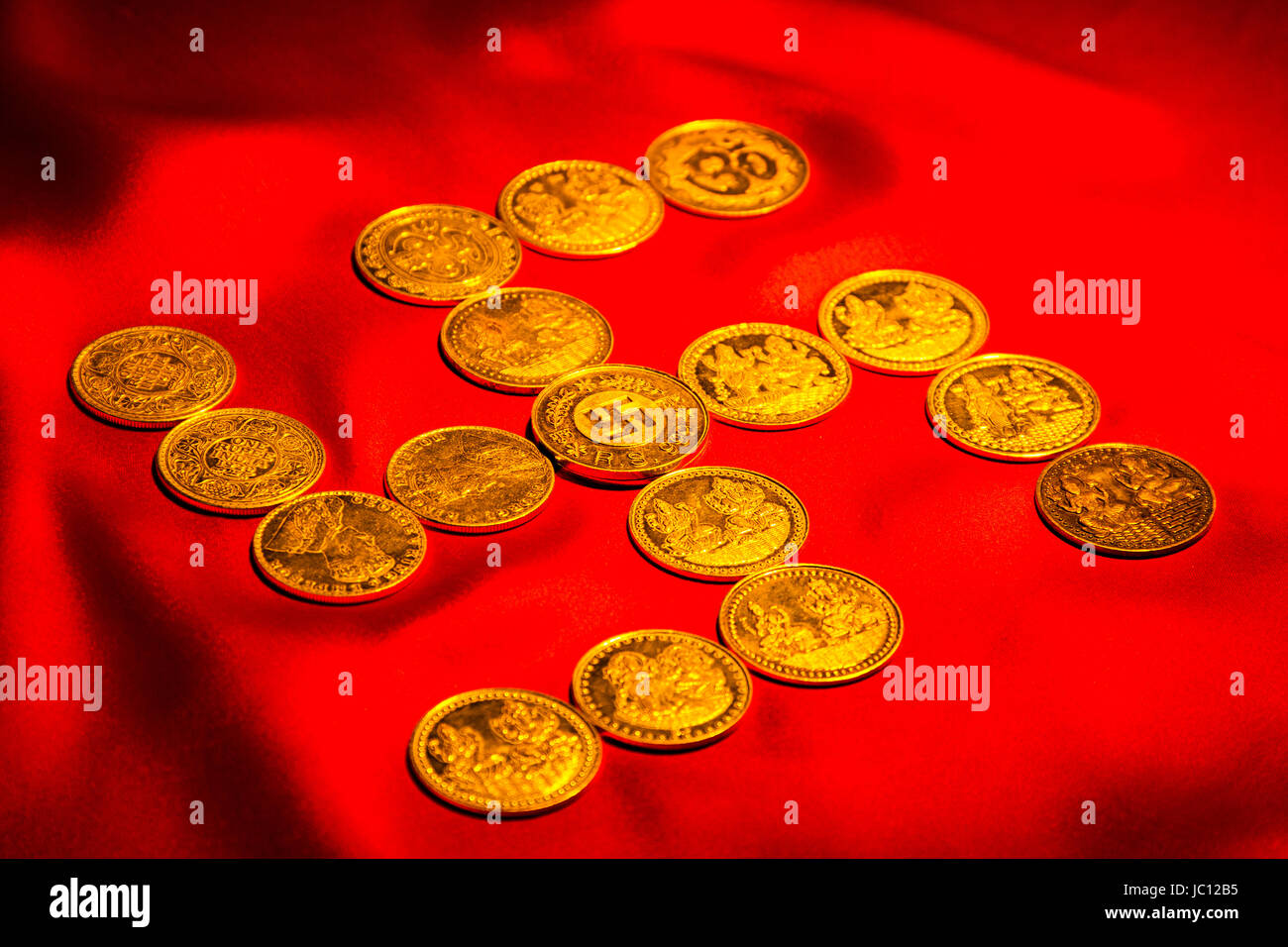India Hinduism Deepavali Festival Celebrating Arranging Gold-Coin No ...