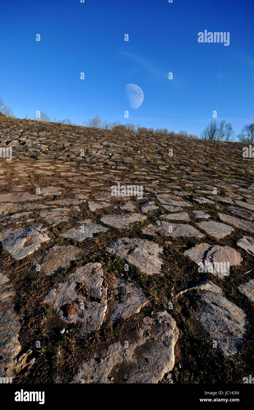 moon over dam Stock Photo - Alamy