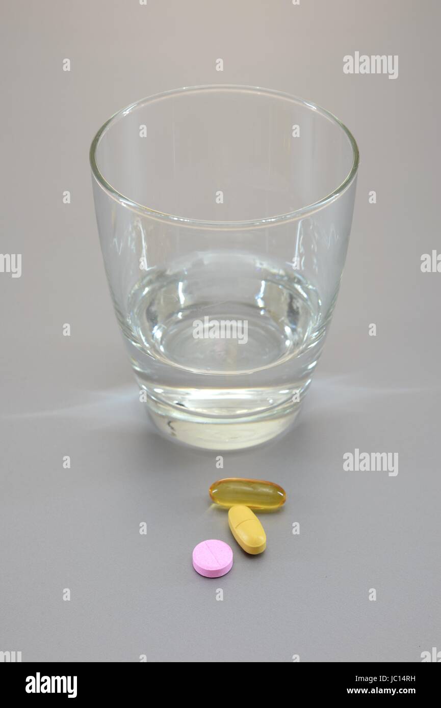 A close up shot of medication pills Stock Photo - Alamy