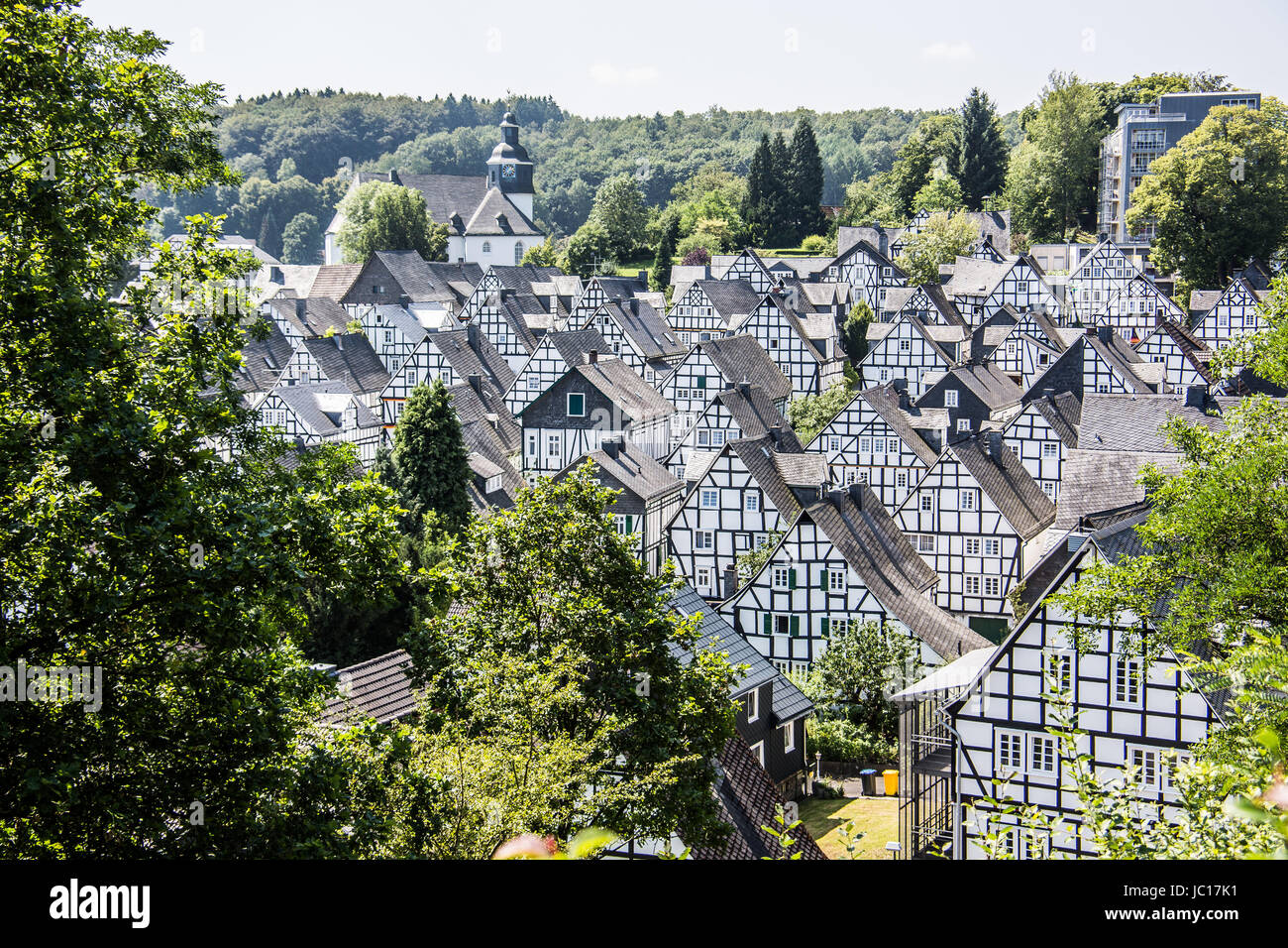 Fachwerkhäuser in der Altstadt von Freudenberg Stock Photo - Alamy
