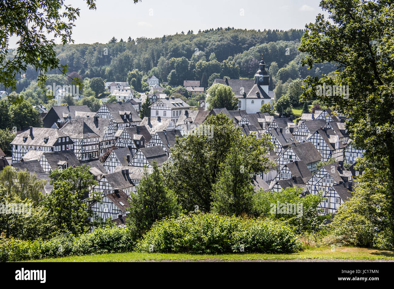 Fachwerkhäuser in der Altstadt von Freudenberg Stock Photo - Alamy