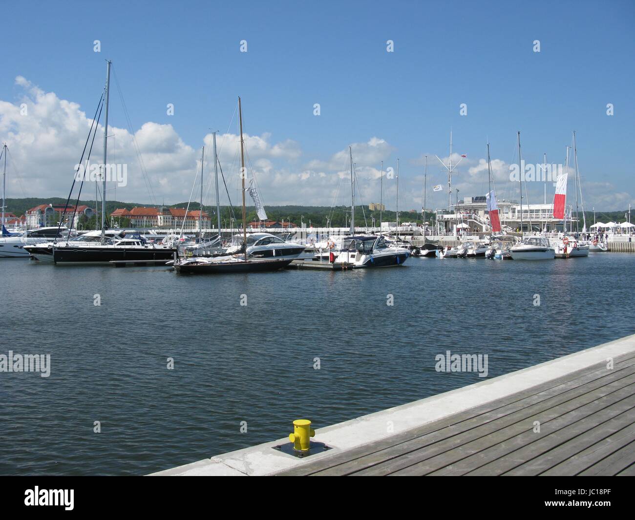 Marina an der Seebrücke von Sopot, Zoppot Stock Photo - Alamy