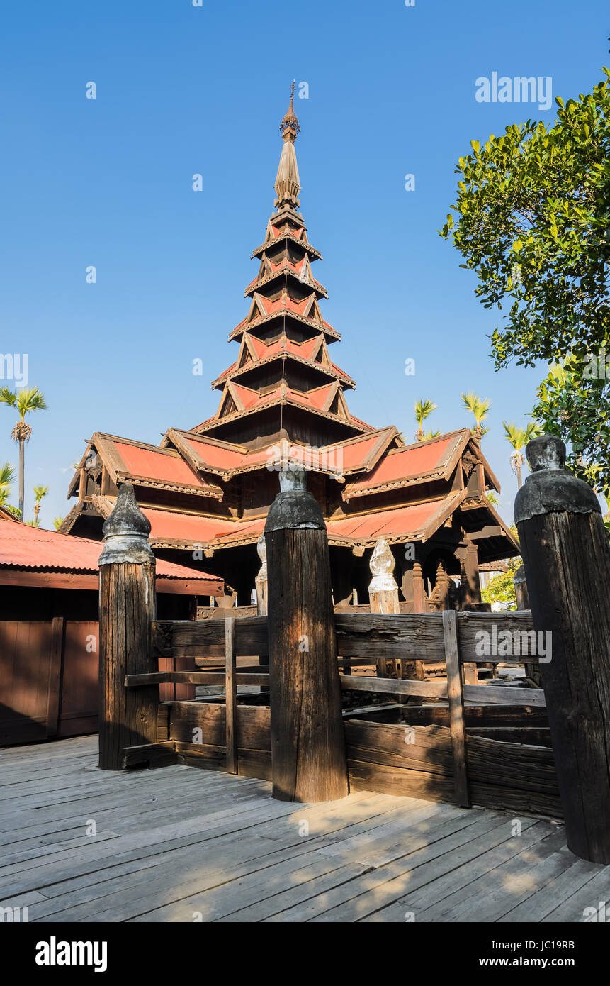 style of construction architecture Stock Photo - Alamy