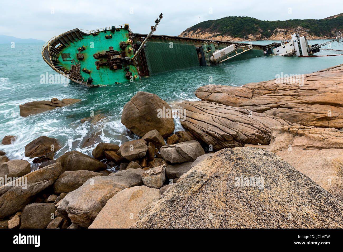 Ships colliding at sea hi-res stock photography and images - Alamy