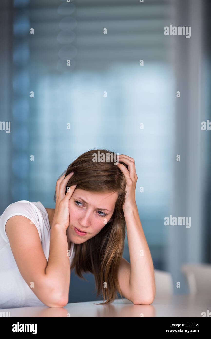 Anxious female silhouette hi-res stock photography and images - Alamy
